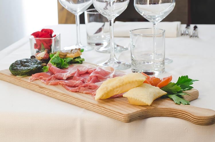 Alla Locanda Primavera di Rodengo Saiano: Gnocco fritto | Brescia a Tavola