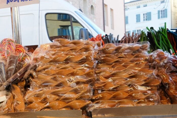 Alla Fiera di San Faustino la storia e la ricetta del Tira picio ...